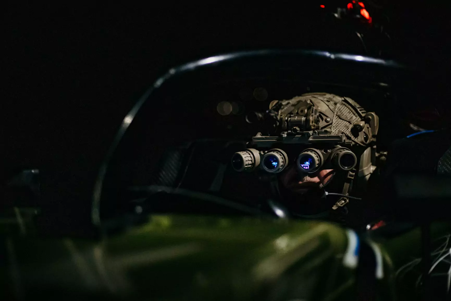 Driving a F3 Open Wheel Car with GPNVG's! - Tactical Night Vision Company