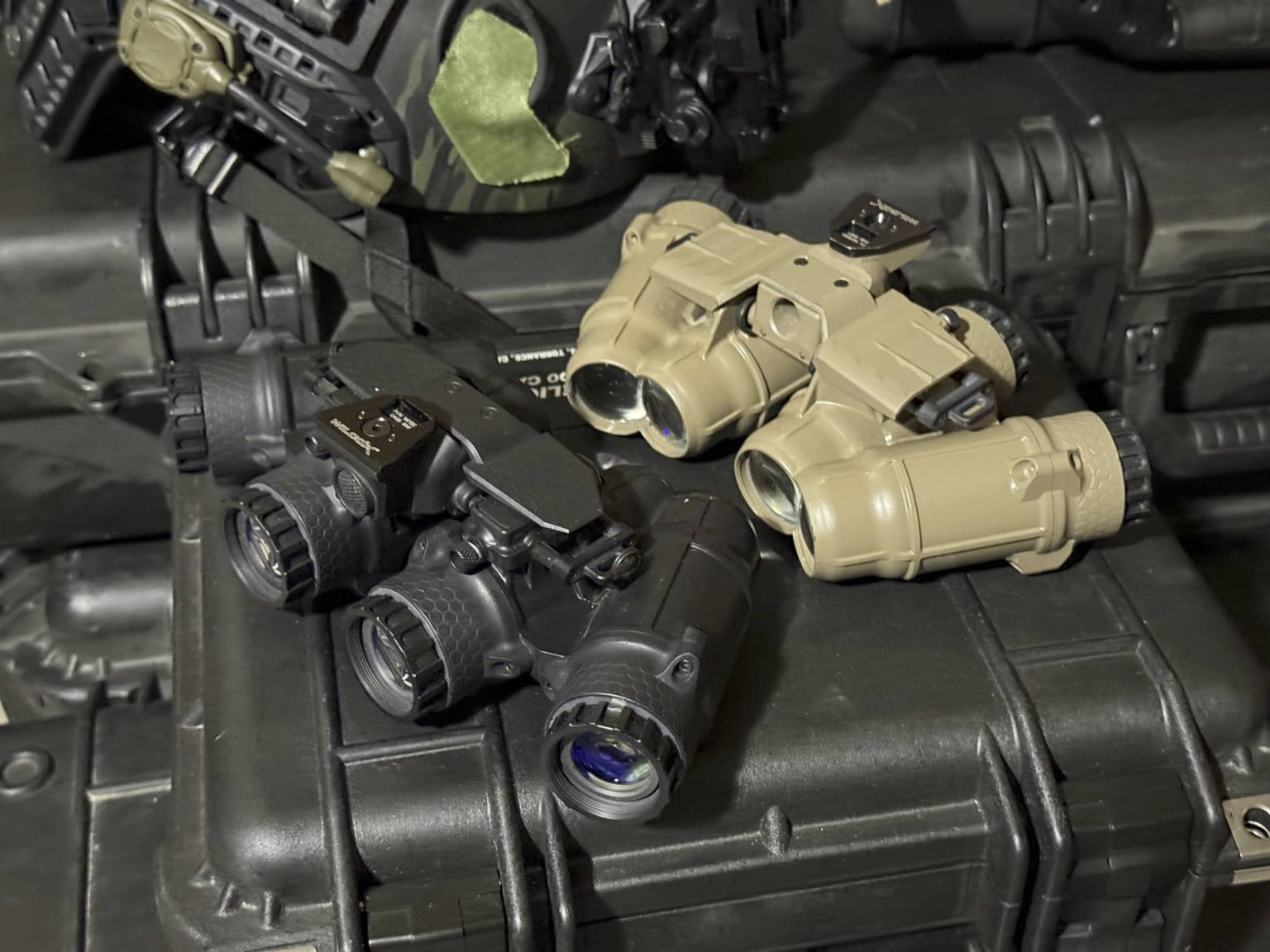 Aether Optics Specter PNVG (Panoramic Night Vision Goggle) - Tactical ...